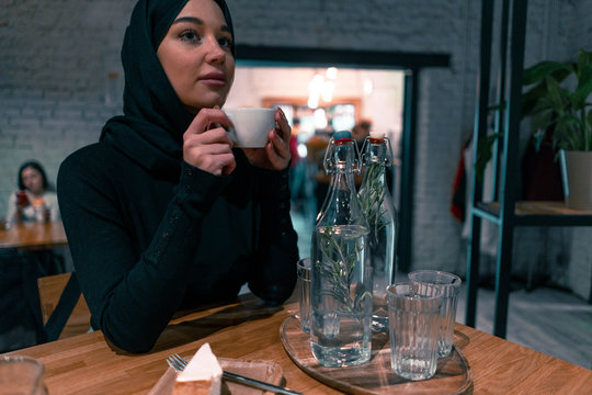 Tolerable Bilder – Durchsuchen 365 Archivfotos, Vektorgrafiken und ...