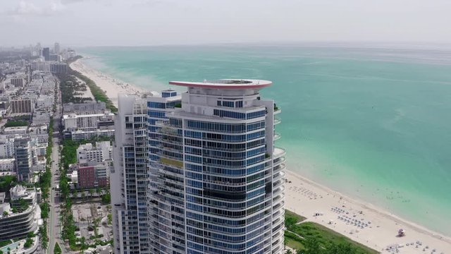 "High Rises" Imagens – Procure 11,011 fotos, vetores e vídeos | Adobe Stock