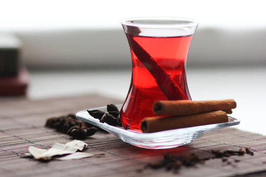 Carcade Bilder – Durchsuchen 4,371 Archivfotos, Vektorgrafiken und ...