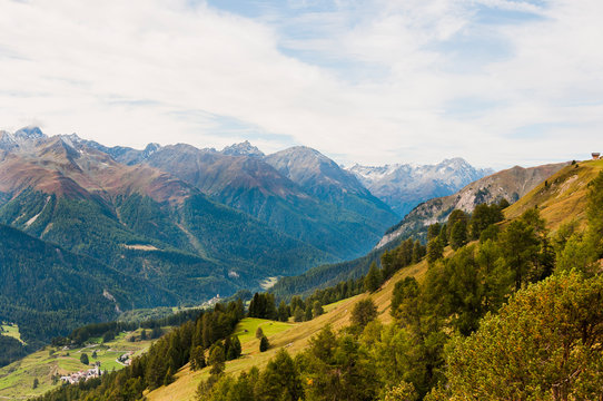 รูปภาพLavin – เลือกดูภาพถ่ายสต็อก เวกเตอร์ และวิดีโอ301 | Adobe Stock