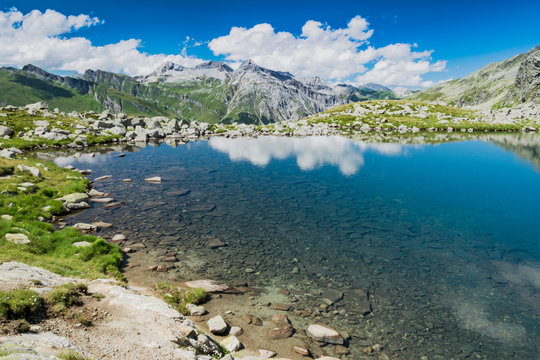 Splügenpass-Bilder: Stock-Fotos & -Videos. | Adobe Stock