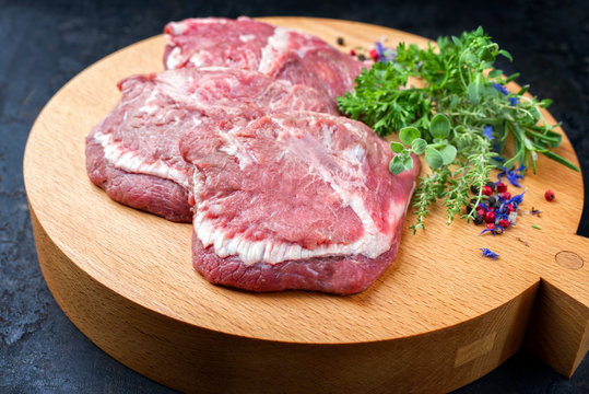 「Schweinebacke」の画像 - 151 件の Stock 写真、ベクターおよびビデオ | Adobe Stock