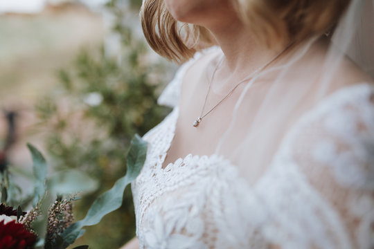 Dekoltee-Bilder: Stock-Fotos & -Videos. | Adobe Stock