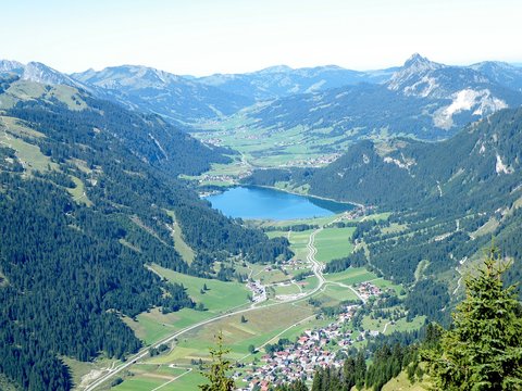 「Alpental」の画像 - 1,009 件の Stock 写真、ベクターおよびビデオ | Adobe Stock