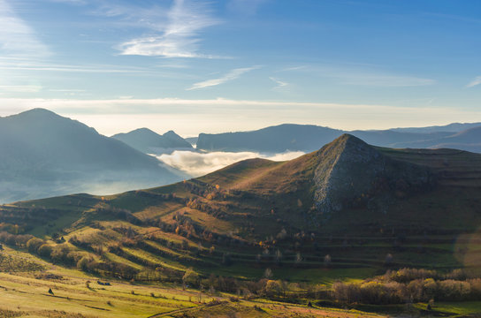 Valisoara bilder – Bläddra bland 86 stockfoton, vektorer och videor ...