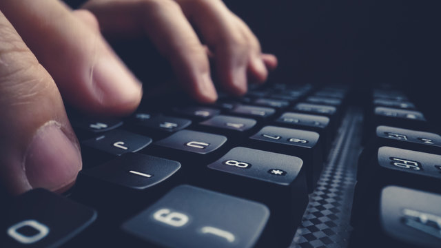 Imágenes de Typist: descubre bancos de fotos, ilustraciones, vectores y ...