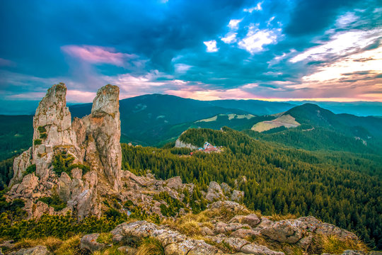 รูปภาพRarau – เลือกดูภาพถ่ายสต็อก เวกเตอร์ และวิดีโอ858 | Adobe Stock