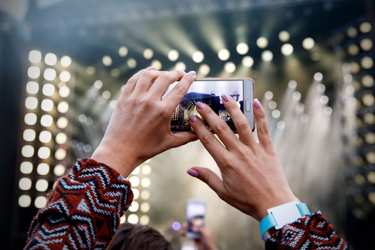 Acapella Images – Browse 133 Stock Photos, Vectors, and Video | Adobe Stock
