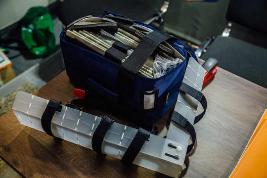 รูปภาพImmobilization – เลือกดูภาพถ่ายสต็อก เวกเตอร์ และวิดีโอ954 ...