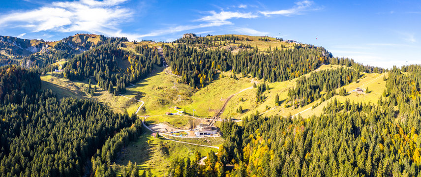 Neueneck Bilder – Durchsuchen 197 Archivfotos, Vektorgrafiken und ...