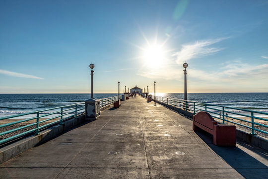 Piers Images – Browse 1,018,052 Stock Photos, Vectors, and Video ...