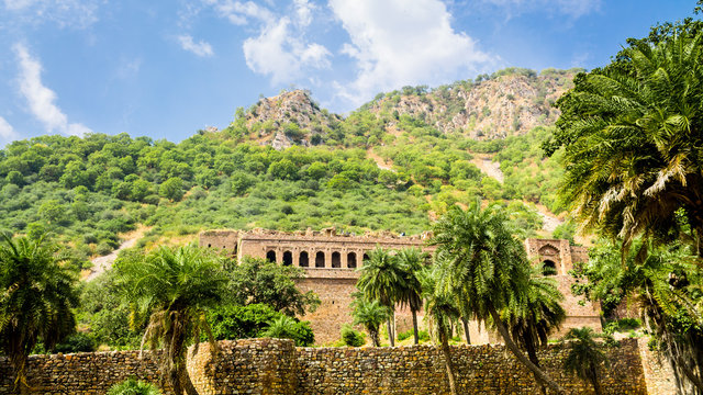 รูปภาพBhangarh – เลือกดูภาพถ่ายสต็อก เวกเตอร์ และวิดีโอ419 | Adobe Stock