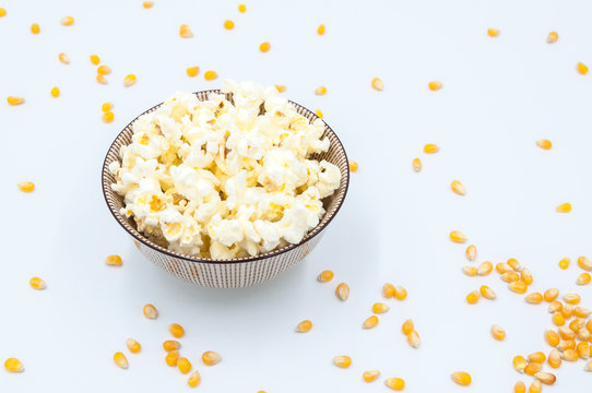 "Bowl Of Popcorn" Bilder – Durchsuchen 118 Archivfotos, Vektorgrafiken ...
