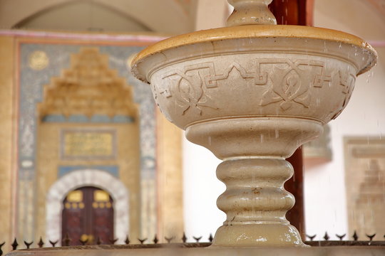 Sadrvan Images – Browse 136 Stock Photos, Vectors, and Video | Adobe Stock