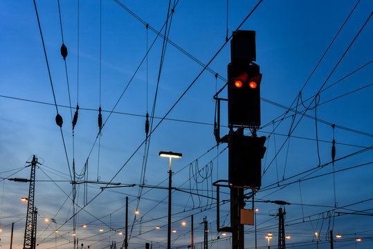 Fahrdraht Images – Browse 171 Stock Photos, Vectors, and Video | Adobe ...