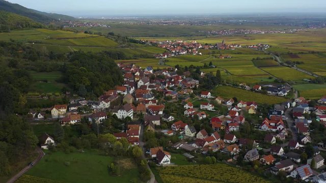 Albersweiler Bilder – Durchsuchen 43 Archivfotos, Vektorgrafiken und ...