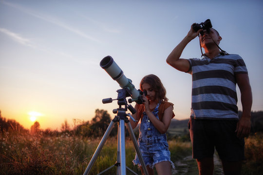 Imágenes de Mirar: descubre bancos de fotos, ilustraciones, vectores y ...