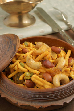 Bhuja bilder – Bläddra bland 134 stockfoton, vektorer och videor ...