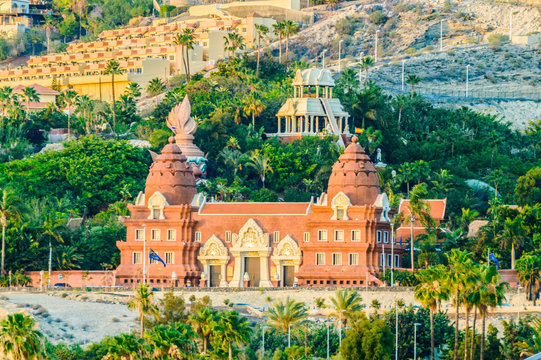 Imágenes de Indu: descubre bancos de fotos, ilustraciones, vectores y ...