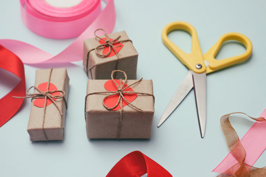 "Wrapping Images – Browse 2,890,281 Stock Photos, Vectors, and Video ...