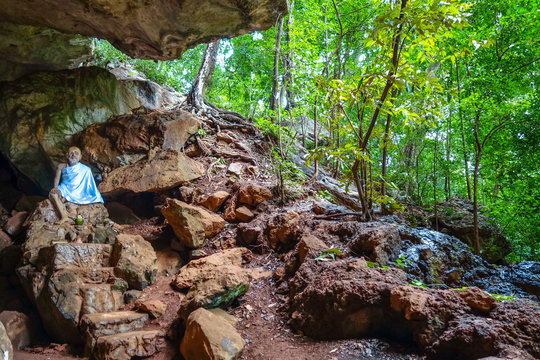 Suwan-Bilder: Stock-Fotos & -Videos. | Adobe Stock