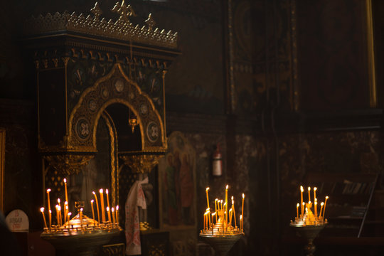 Chrismation Bilder – Durchsuchen 262 Archivfotos, Vektorgrafiken und ...