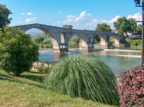 Sunnily bilder – Bläddra bland 14,604 stockfoton, vektorer och videor ...