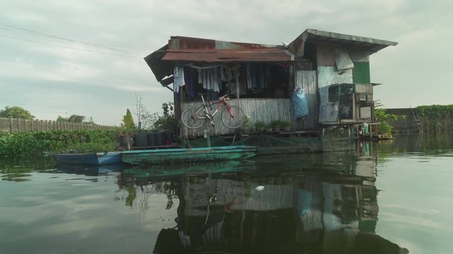 รูปภาพSquatters – เลือกดูภาพถ่ายสต็อก เวกเตอร์ และวิดีโอ4,352 | Adobe Stock