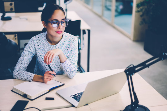 Researcher Images – Browse 3,127,863 Stock Photos, Vectors, and Video ...