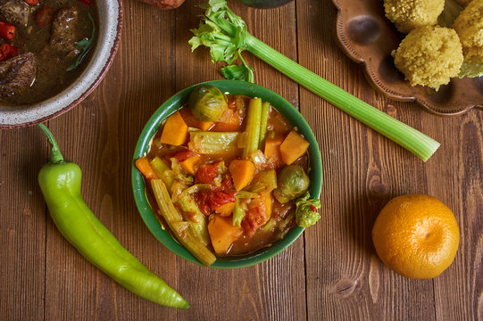 「Daraba」の写真素材 | 24件の無料イラスト画像 | Adobe Stock