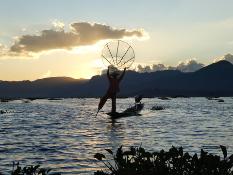 Einbein Bilder – Durchsuchen 162 Archivfotos, Vektorgrafiken und Videos ...