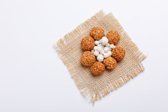 Tilgul bilder – Bläddra bland 1,764 stockfoton, vektorer och videor ...