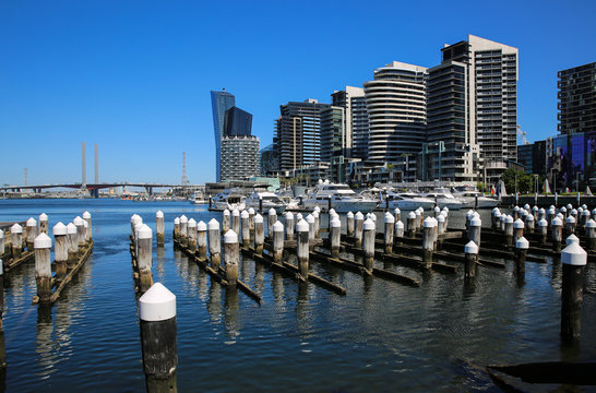 8,593 DE BEDSTE Docklands BILLEDER, STOCKFOTOS OG VEKTORER | Adobe Stock