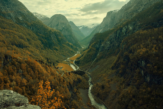 Stalheim Images – Parcourir 232 le catalogue de photos, vecteurs et ...