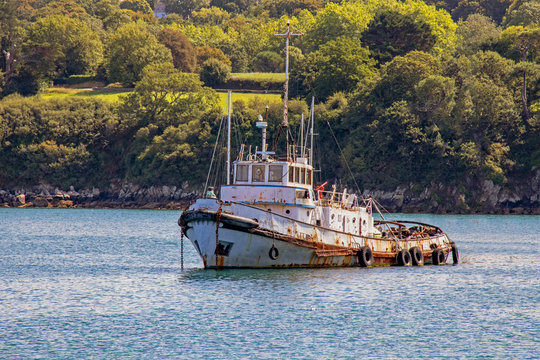 รูปภาพRemorqueur – เลือกดูภาพถ่ายสต็อก เวกเตอร์ และวิดีโอ483 | Adobe Stock