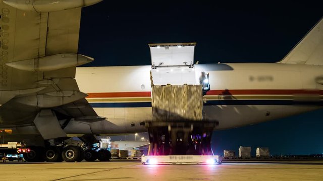 รูปภาพ"Cargo Plane Loading" – เลือกดูภาพถ่ายสต็อก เวกเตอร์ และวิดีโอ21 ...