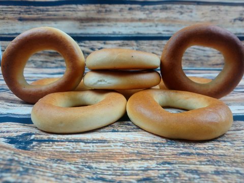 Bubliki Bilder – Durchsuchen 2,999 Archivfotos, Vektorgrafiken und ...