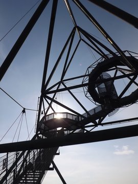 Tetraeder Bilder – Durchsuchen 7,787 Archivfotos, Vektorgrafiken und ...