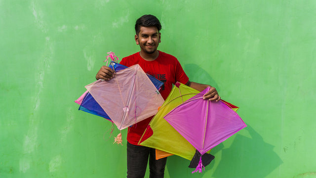 Patang Images – Parcourir 1,674 le catalogue de photos, vecteurs et ...
