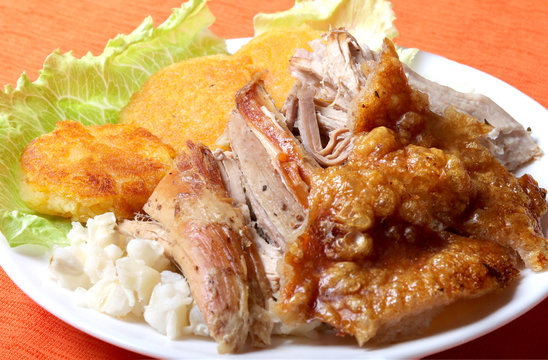 「Hornado」の写真素材 | 168件の無料イラスト画像 | Adobe Stock