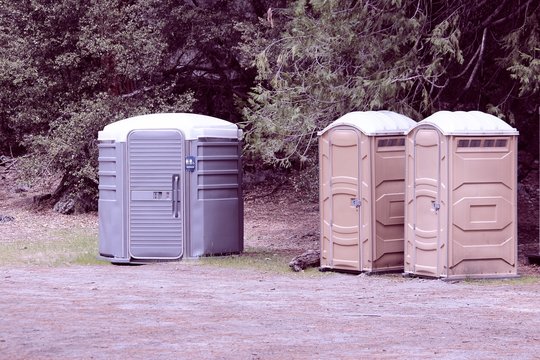 Portaloo Images – Parcourir 1,850 le catalogue de photos, vecteurs et ...