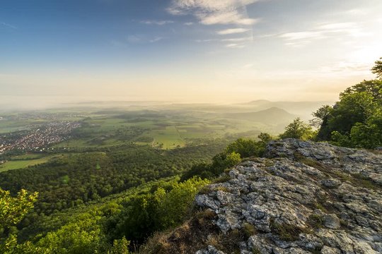 Jura Bilder – Durchsuchen 115,577 Archivfotos, Vektorgrafiken und ...