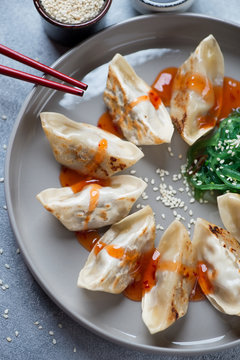 Gyoza Bilder – Durchsuchen 33,117 Archivfotos, Vektorgrafiken und ...