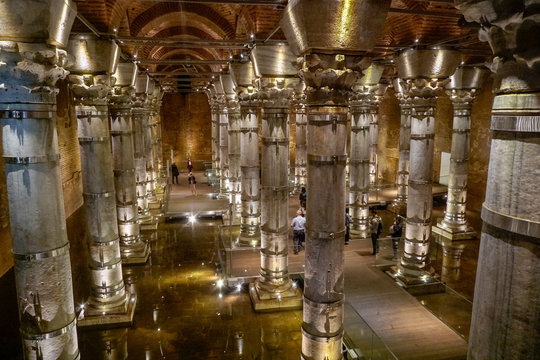 รูปภาพCistern – เลือกดูภาพถ่ายสต็อก เวกเตอร์ และวิดีโอ80,018 | Adobe Stock