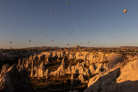 รูปภาพCappadoce – เลือกดูภาพถ่ายสต็อก เวกเตอร์ และวิดีโอ1,001 | Adobe Stock