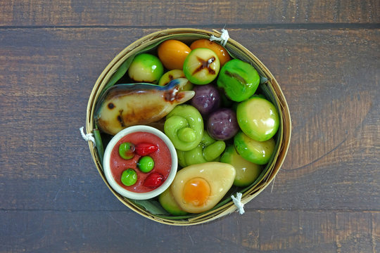 Look-Choup Images – Browse 25 Stock Photos, Vectors, and Video | Adobe ...