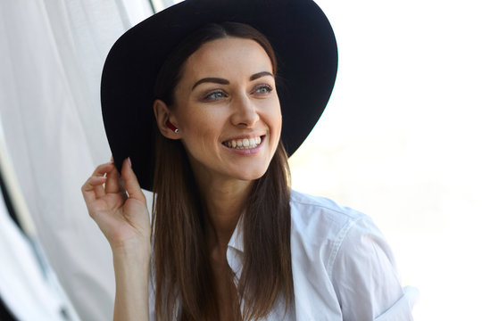 Olga Alberti 写真、画像、アセット | Adobe Stock