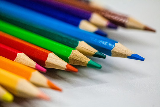 Anspitzen Bilder – Durchsuchen 543 Archivfotos, Vektorgrafiken und ...