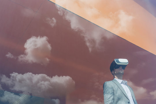 Virtual Reality Environment Bilder – Durchsuchen 19,783 Archivfotos ...