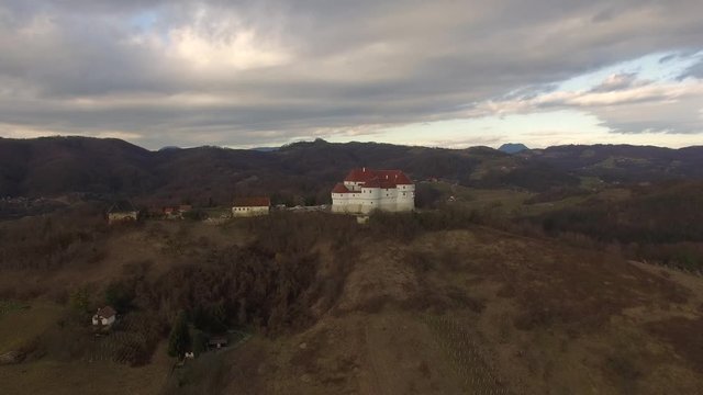 "Veliki Tabor" bilder – Bläddra bland 225 stockfoton, vektorer och ...